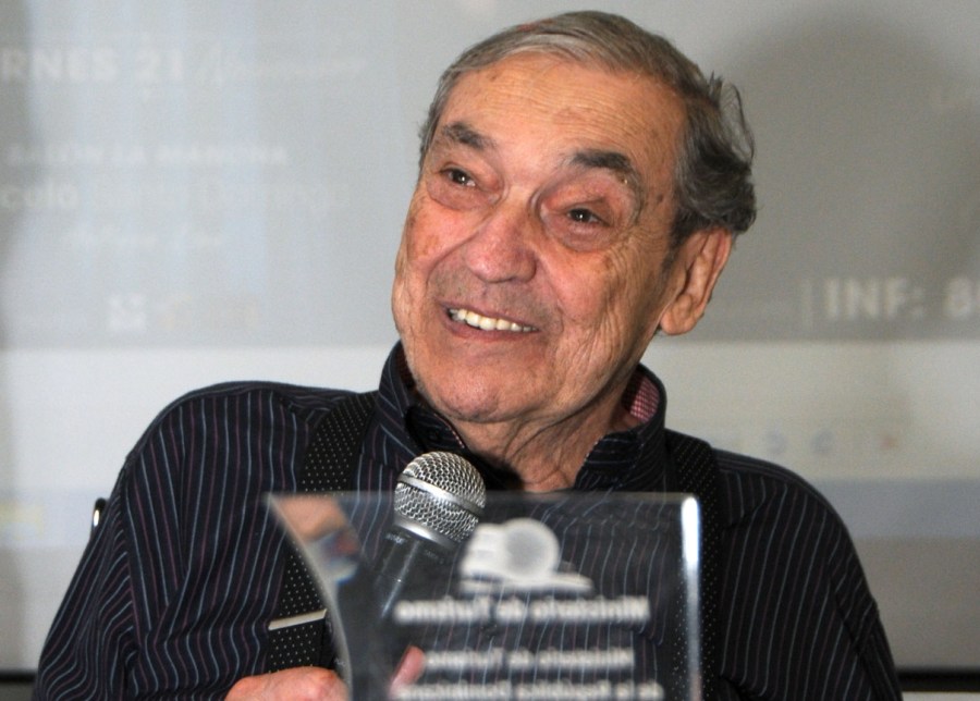 Murió en España el cantautor Alberto Cortez