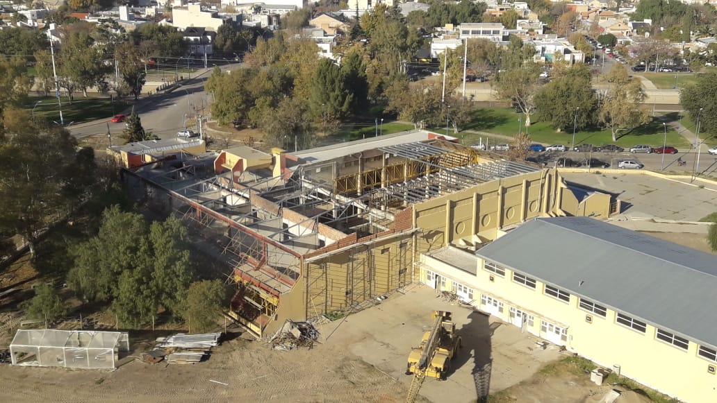 Avanzan los trabajos en el CEM 9 de Roca - Diario Río Negro