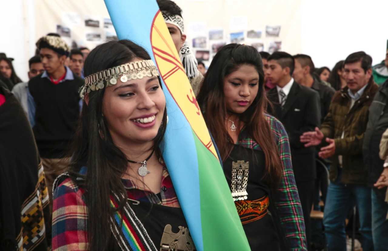 Egresaron los primeros alumnos mapuches del CPEM 93 de Ruca Choroi ...