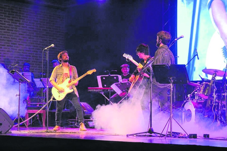 Una noche de “Baladas Clásicas del Rock en Español”