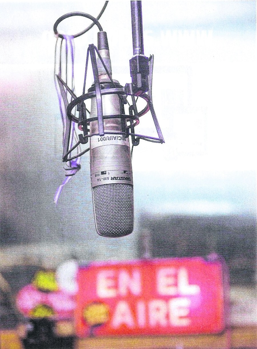 Día del Locutor: el micrófono, aquellas voces