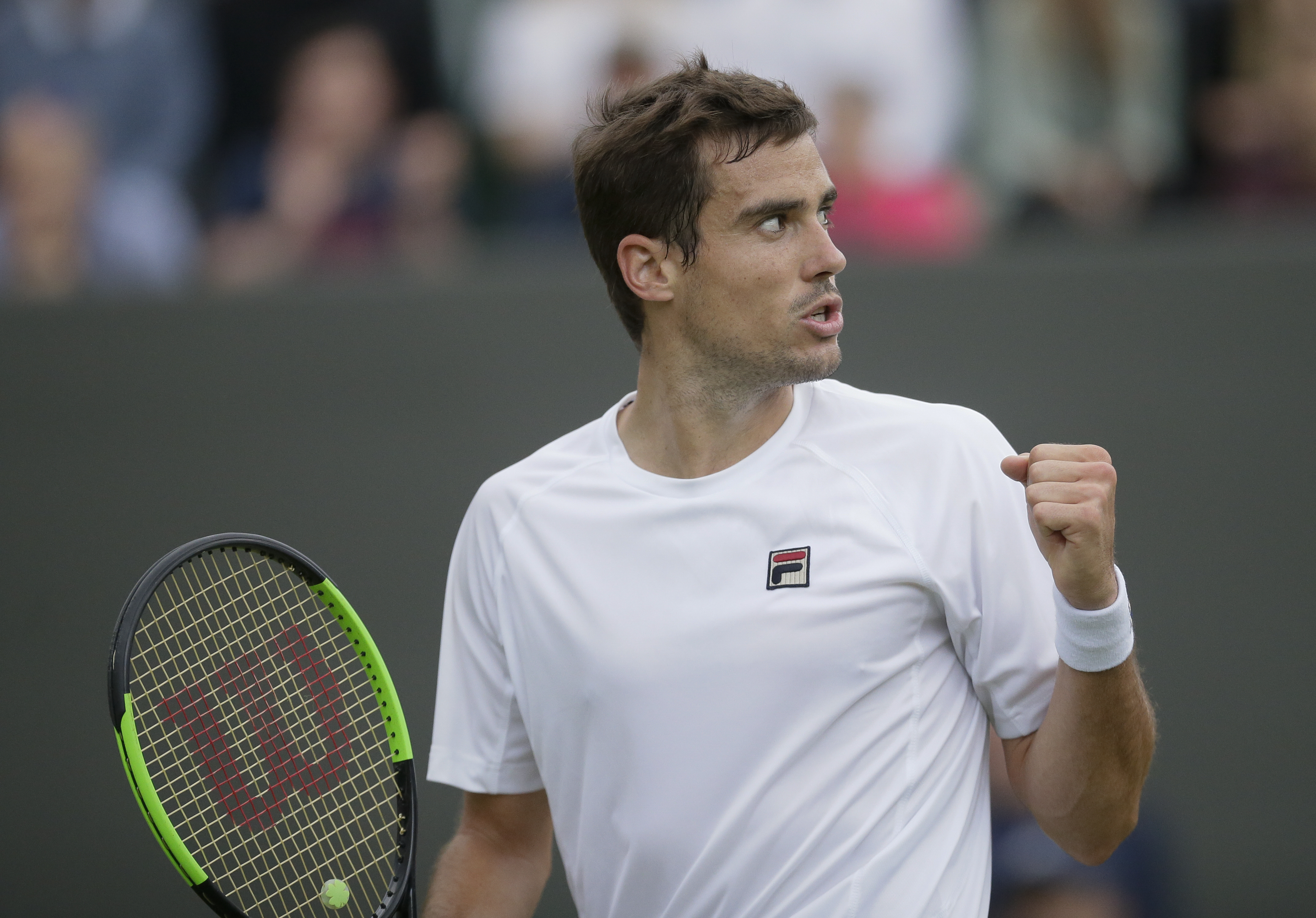 Pella logró una remontada inolvidable y clasificó a cuartos en ...