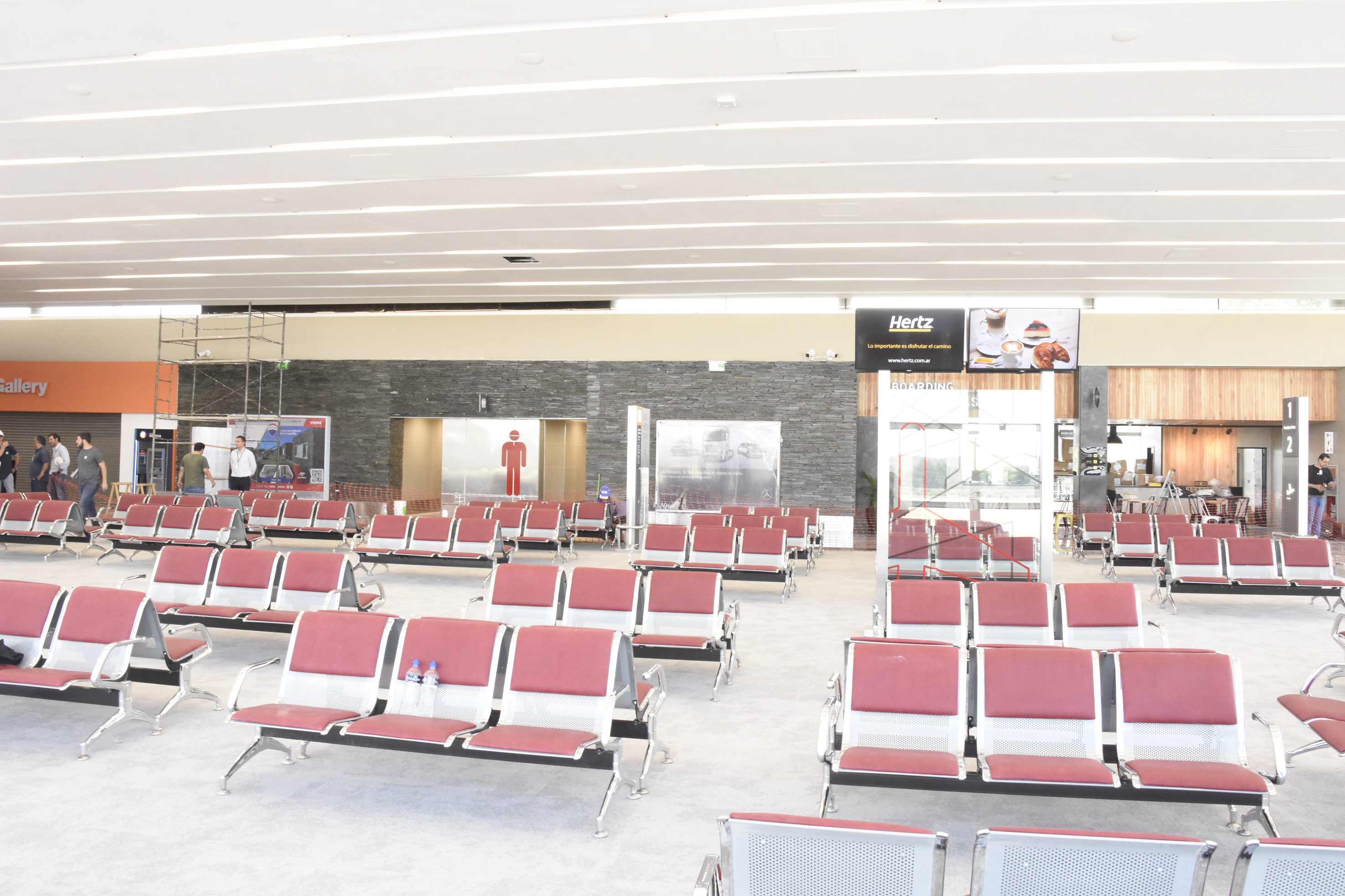 Mirá cómo quedó la sala de embarque en el Aeropuerto - Diario Río Negro