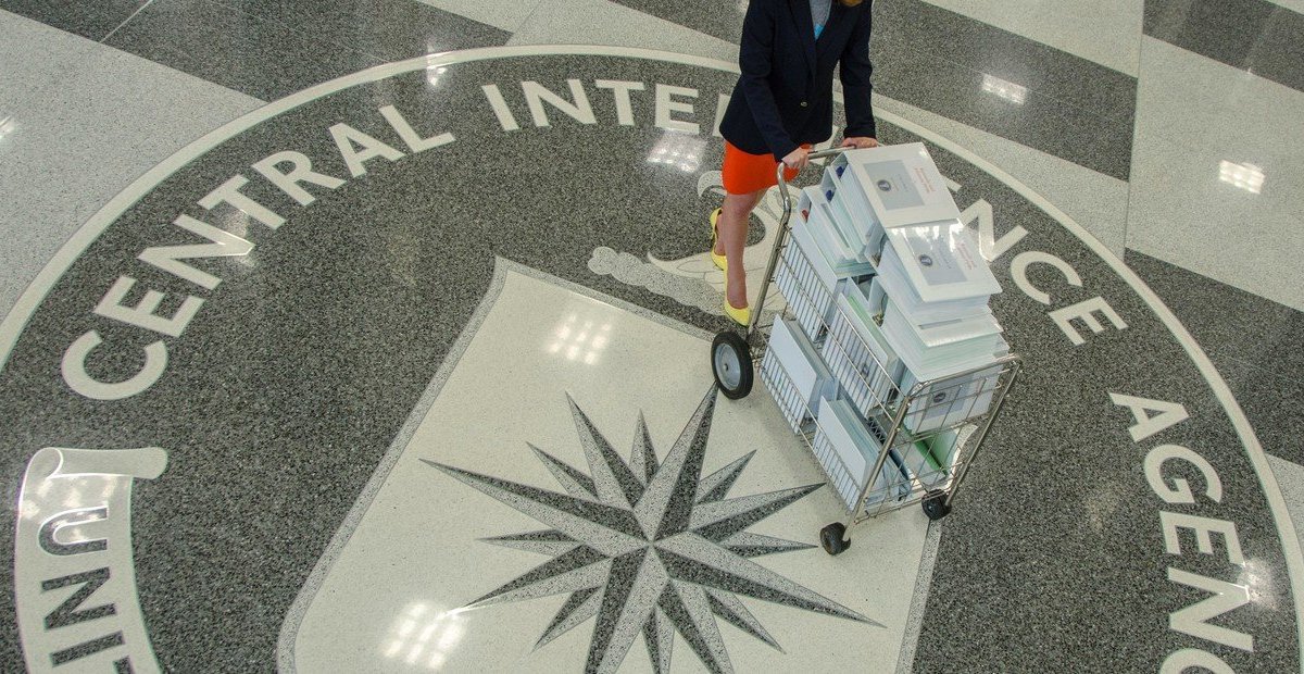 ¿Cómo espió la CIA a la Argentina y a otros 120 países durante más de ...