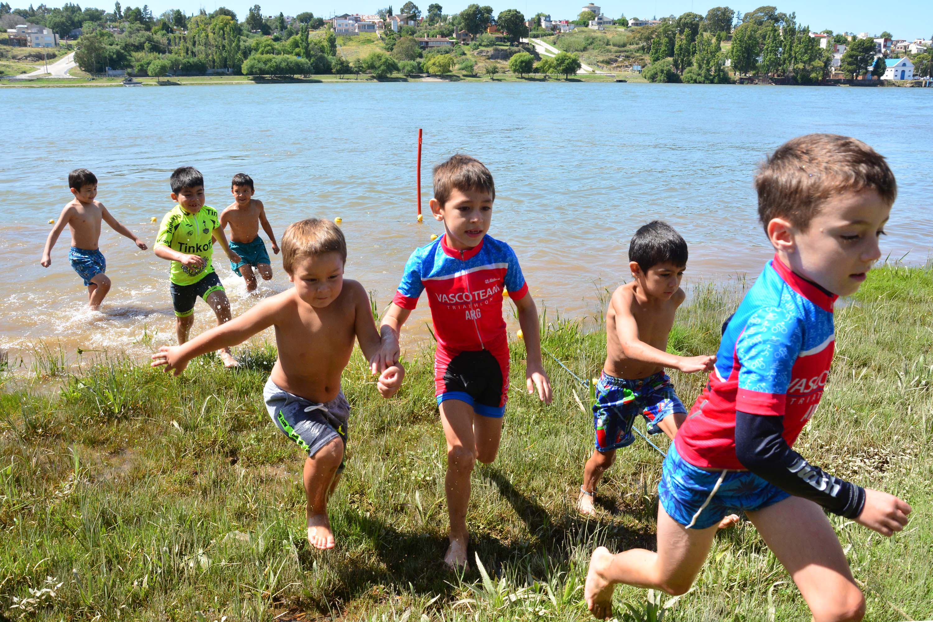 Ráfaga inicia hoy la Fiesta Provincial del Río en Viedma - Diario Río Negro