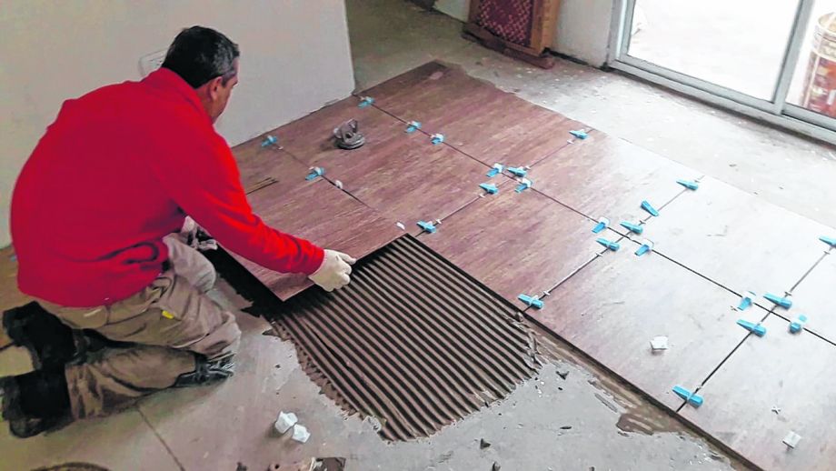 Cerámico o porcelanato, qué opción es la más adecuada - Diario Río Negro