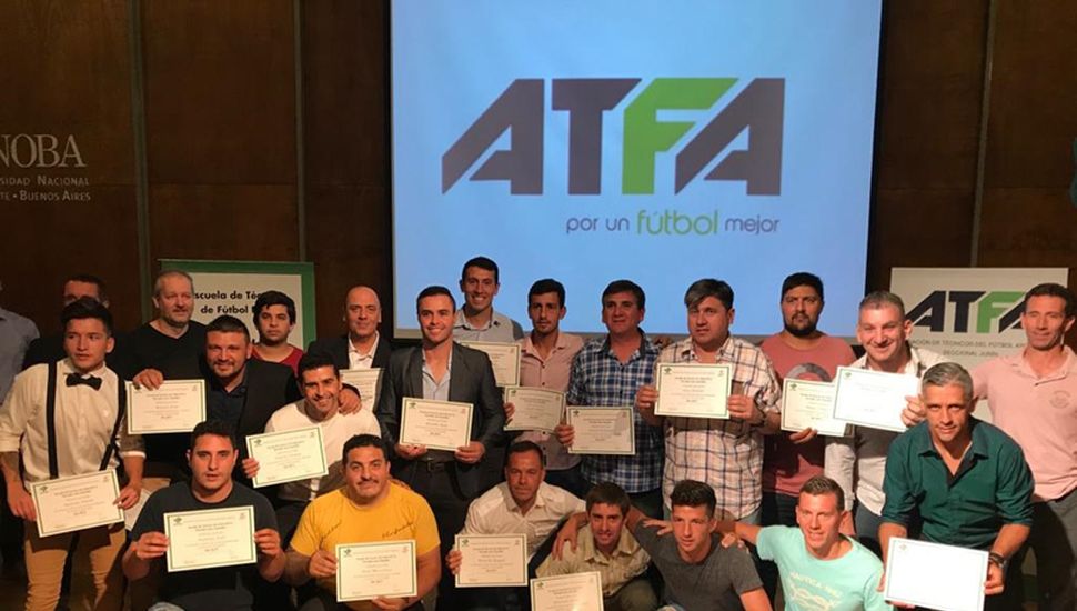 Los técnicos deberán tener título para dirigir en Federal A y Regional ...