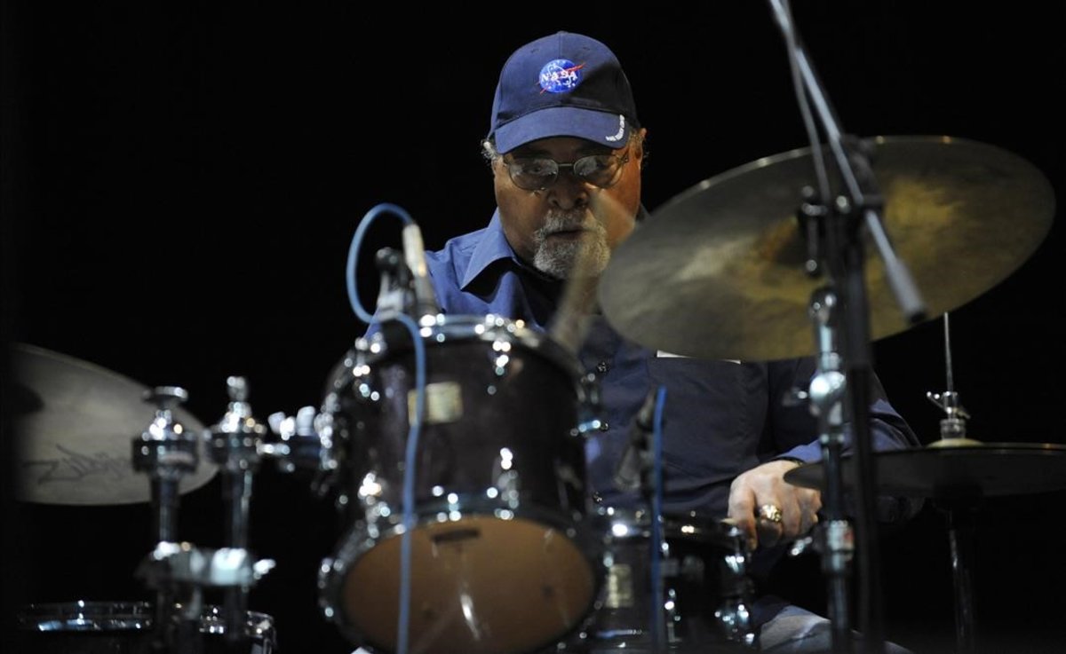 Murió Jimmy Cobb, último sobreviviente de «Kind of Blue» de Miles Davis ...