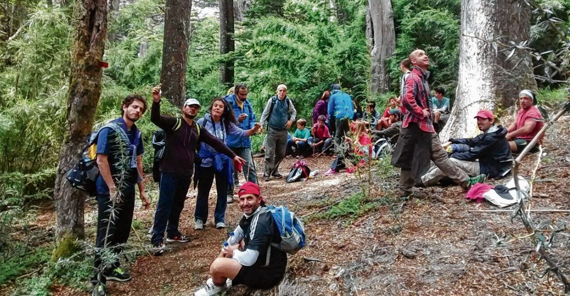 A soñar viajes: en carpa frente al Nahuel Huapi y trekking al cerro ...