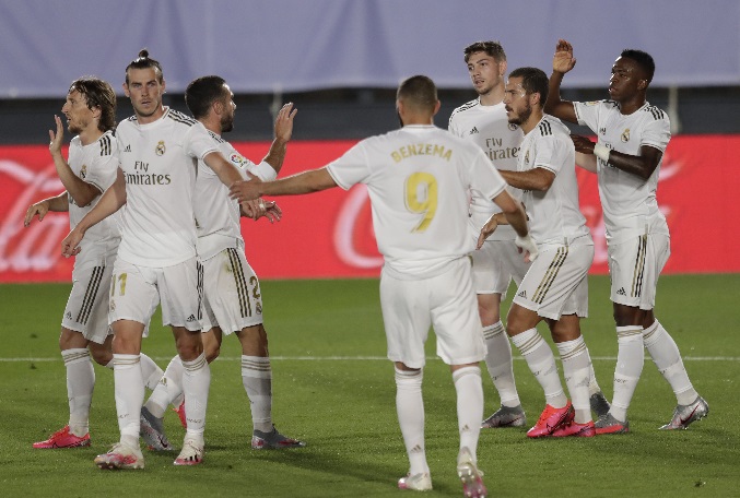 Real Madrid ganó su partido y vuelve a lo más alto de la Liga - Diario ...