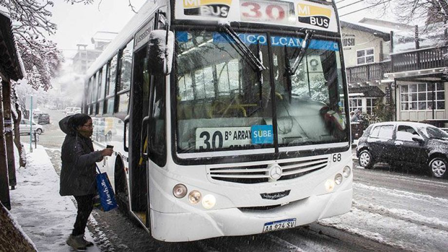 Van a la justicia para impedir que Mi Bus se vaya de Bariloche