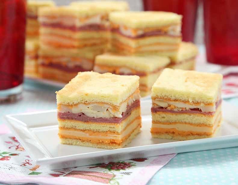 Mirá que tentadores estos triples de pionono - Diario Río Negro