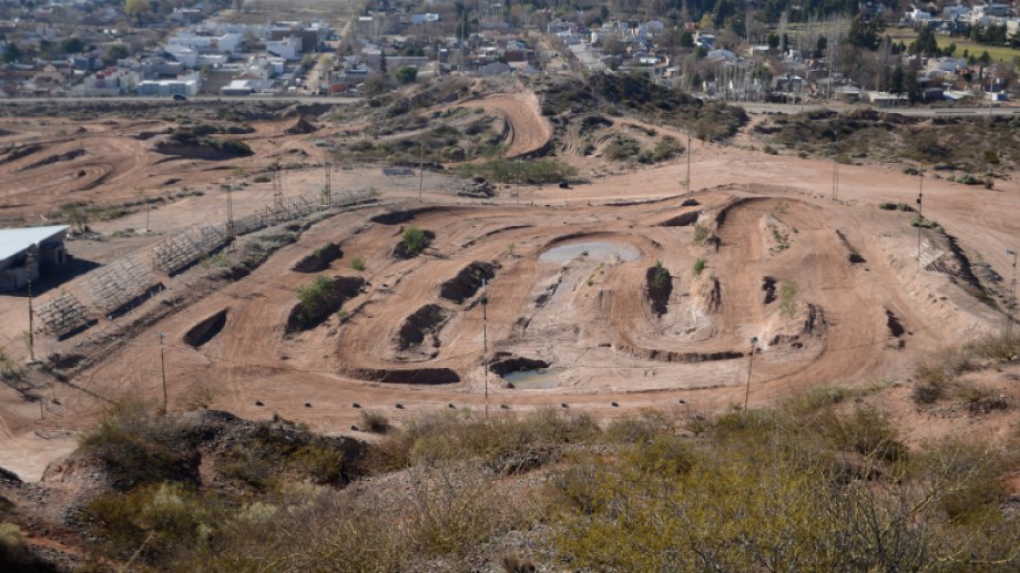La asociación de Motocross buscará 10 años más de la pista sobre la barda