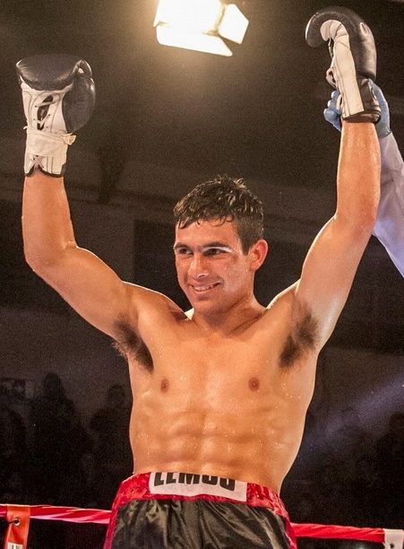 Lemos retuvo su título latino con un nocaut técnico - Diario Río Negro