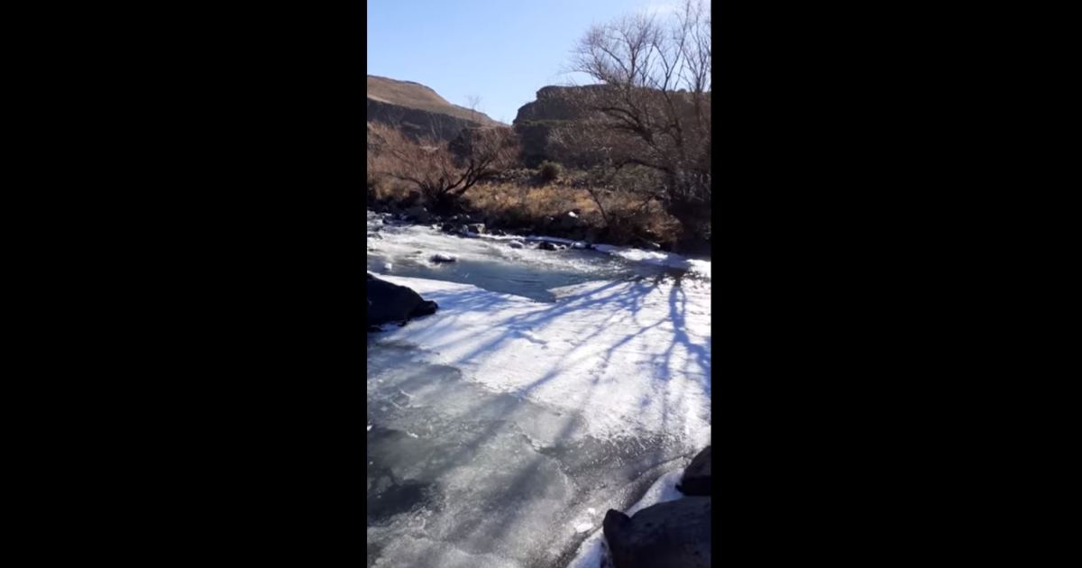 Ola polar: así se congeló una parte del río Catan Lil - Diario Río Negro