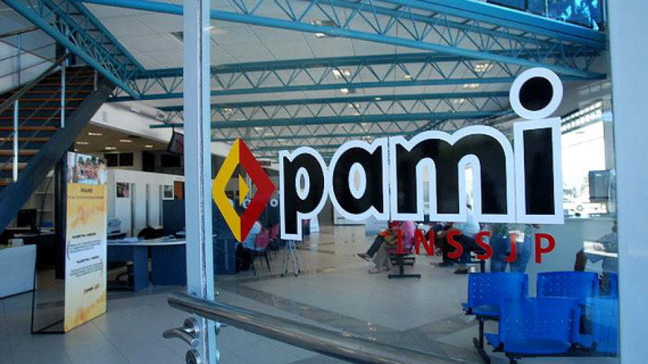 Sin papeleo y online: así funciona el nuevo sistema de PAMI que permite ...