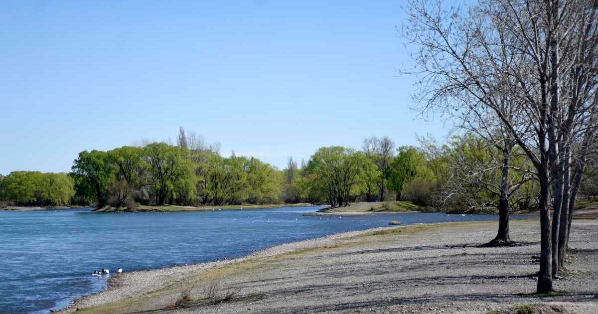 Una familia reclama tierras de la Isla Jordán en Cipolletti - Diario ...