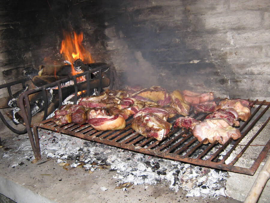 Desde la cocina: el asado, ese gran ritual argentino - Diario Río Negro