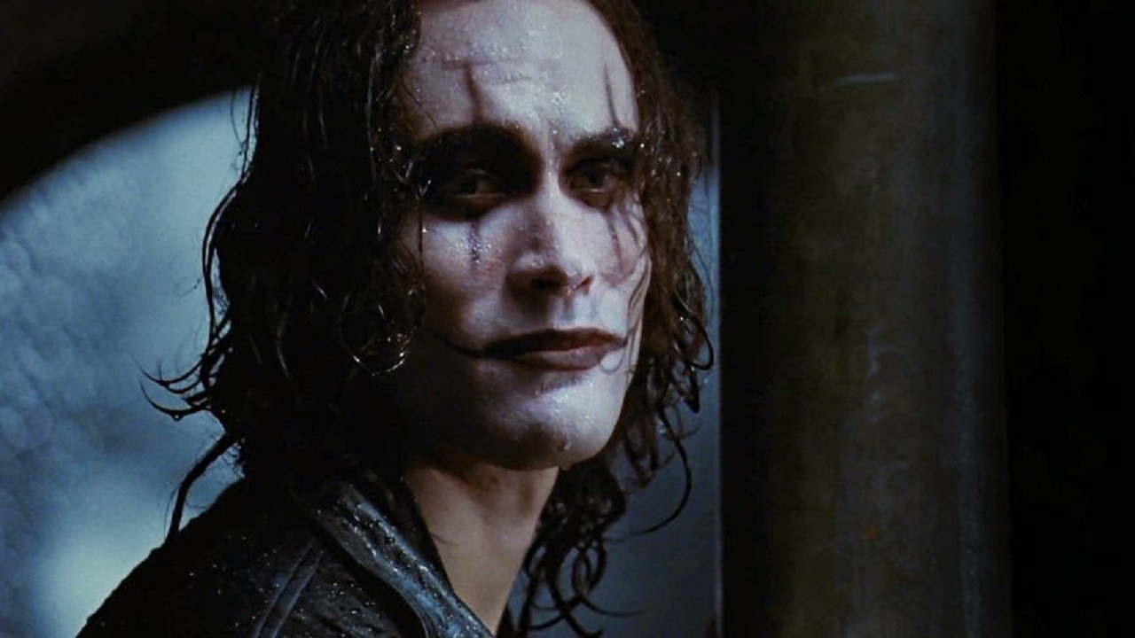 El disparo fatal de Alec Baldwin y el recuerdo de Brandon Lee - Diario ...