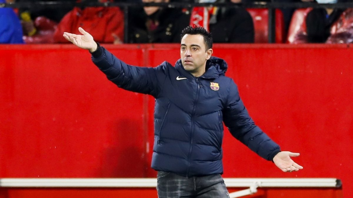 «Estamos al límite, hay que suspender el partido», pidió Xavi, el DT de ...