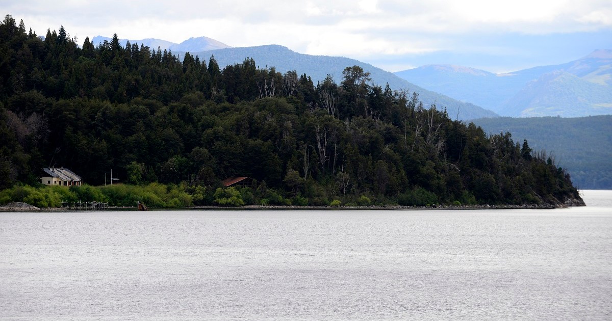 El futuro de la isla Huemul de Bariloche está atado al puerto San ...