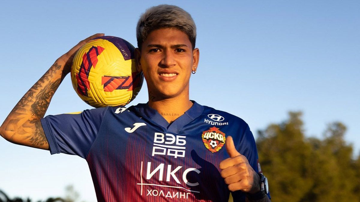 Carrascal fue expulsado en su primer partido en Rusia - Diario Río Negro