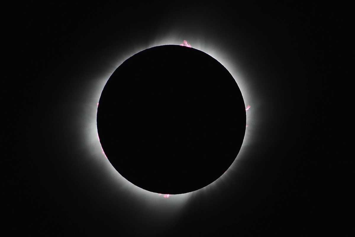 Eclipse solar anular 2024: cómo será el fenómeno que dejará «a oscuras ...