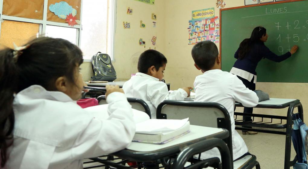 La escuela: ¿Una hora más para qué? - Diario Río Negro