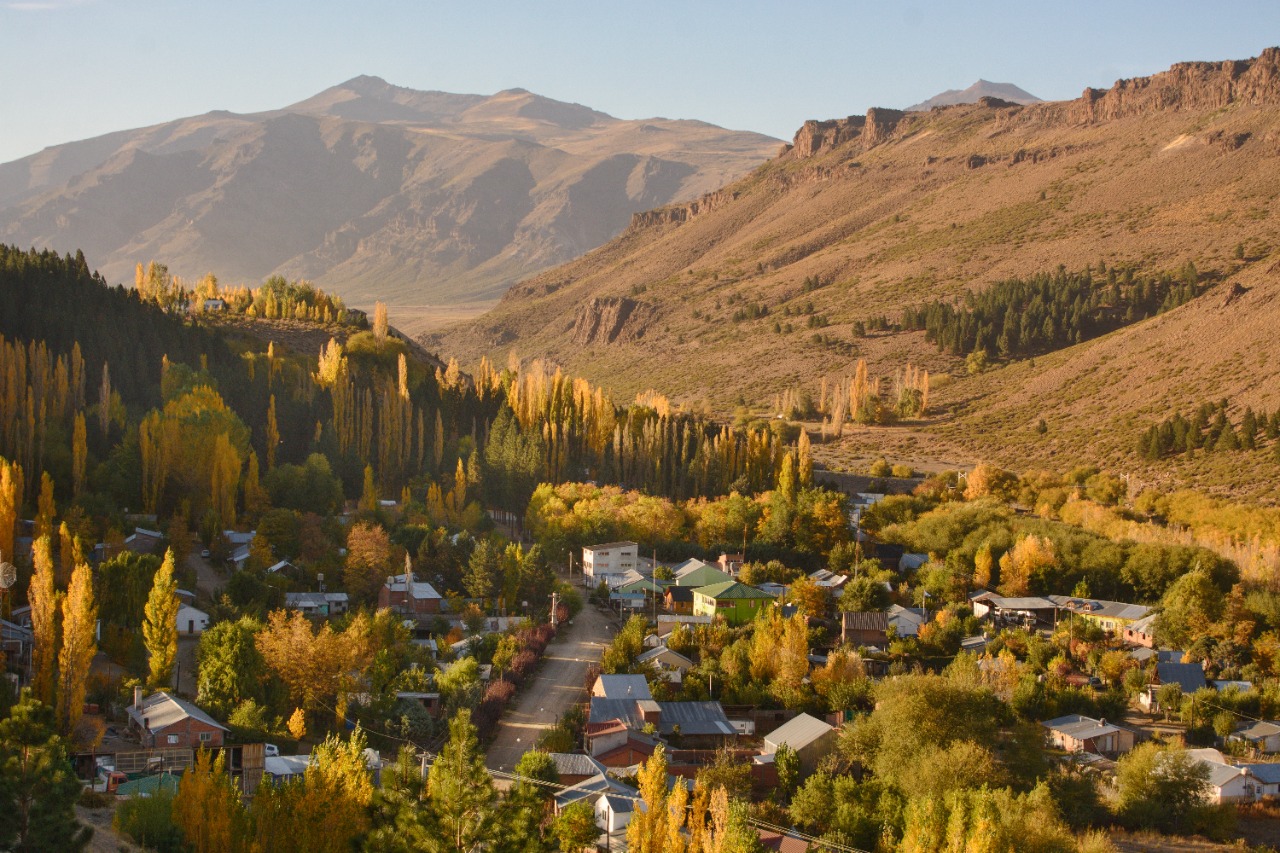 Norte Neuquino en otoño: Manzano Amargo, paisajes y paseos maravillosos ...