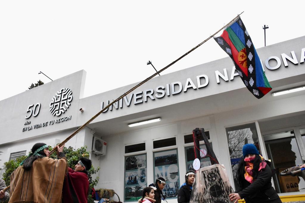 Lanzaron un seminario sobre la perspectiva mapuche en la Universidad ...