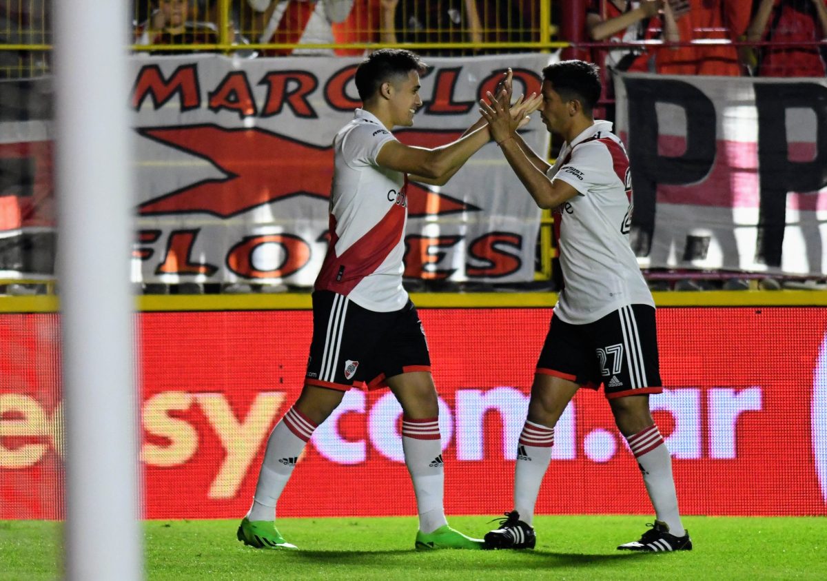 Con tres de Solari, River goleó a Defensa y Justicia y avanzó a cuartos ...