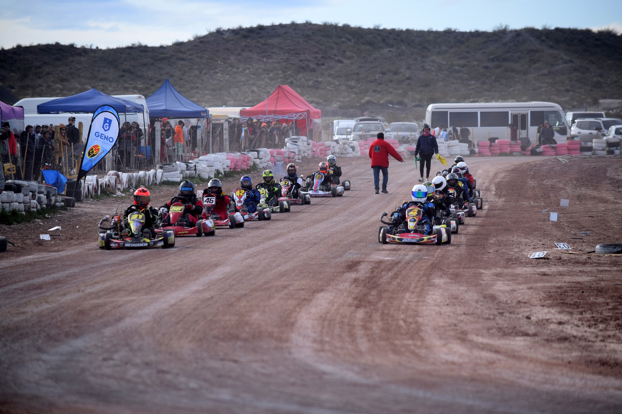 El Karting con Caja tiene doble fecha en Fernández Oro - Diario Río Negro