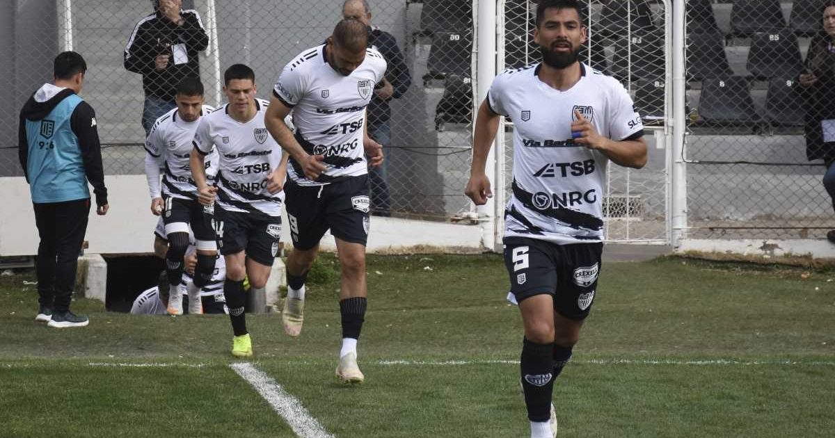 Brian Meza confirmó que no seguirá en Cipolletti en 2023 - Diario Río Negro