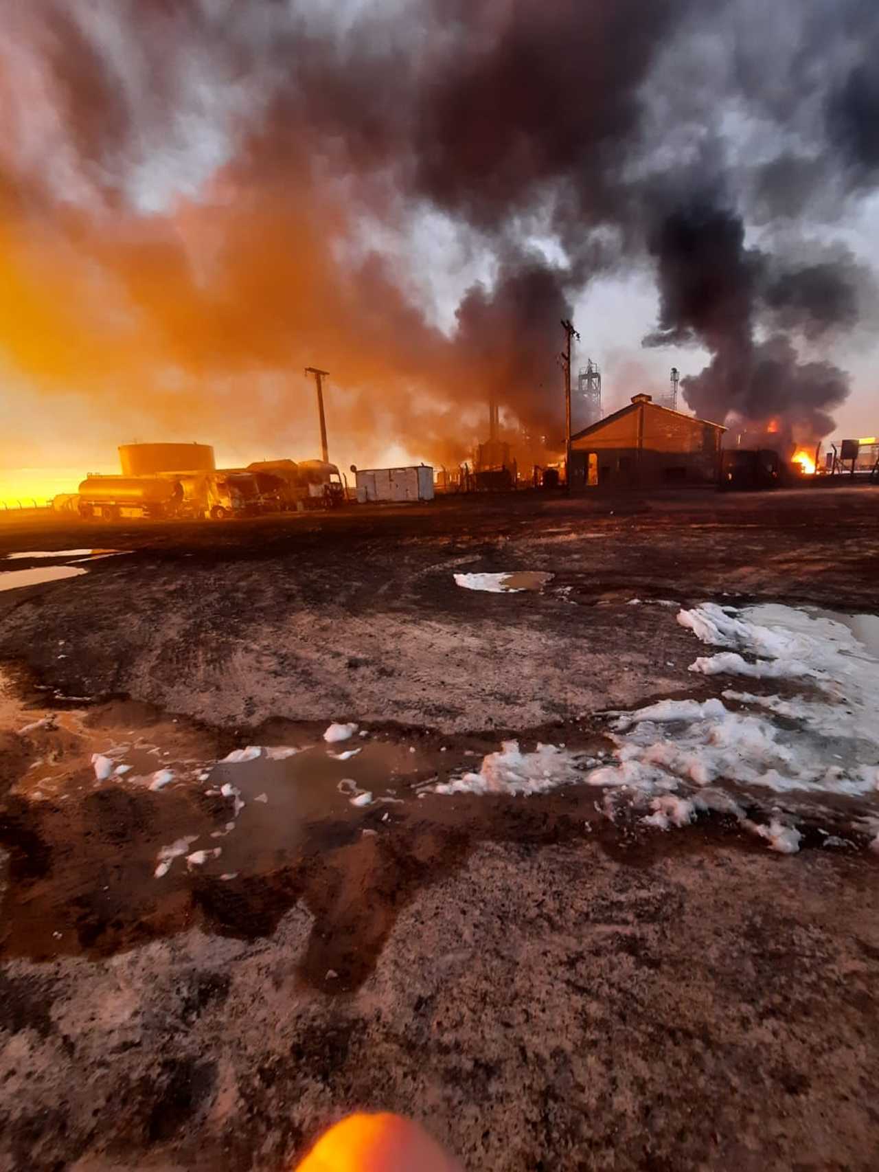 Plaza Huincul explosión e incendio EN VIVO VIDEO: todo lo que se sabe ...
