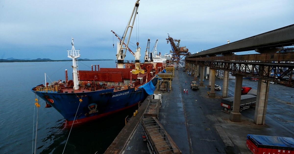 El dólar blue cierra abril con una suba de 71 pesos en su cotización ...