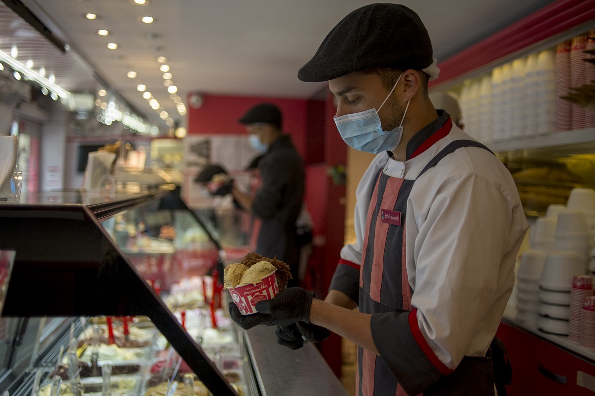 El helado artesanal también tiene el sello de Bariloche - Diario Río Negro