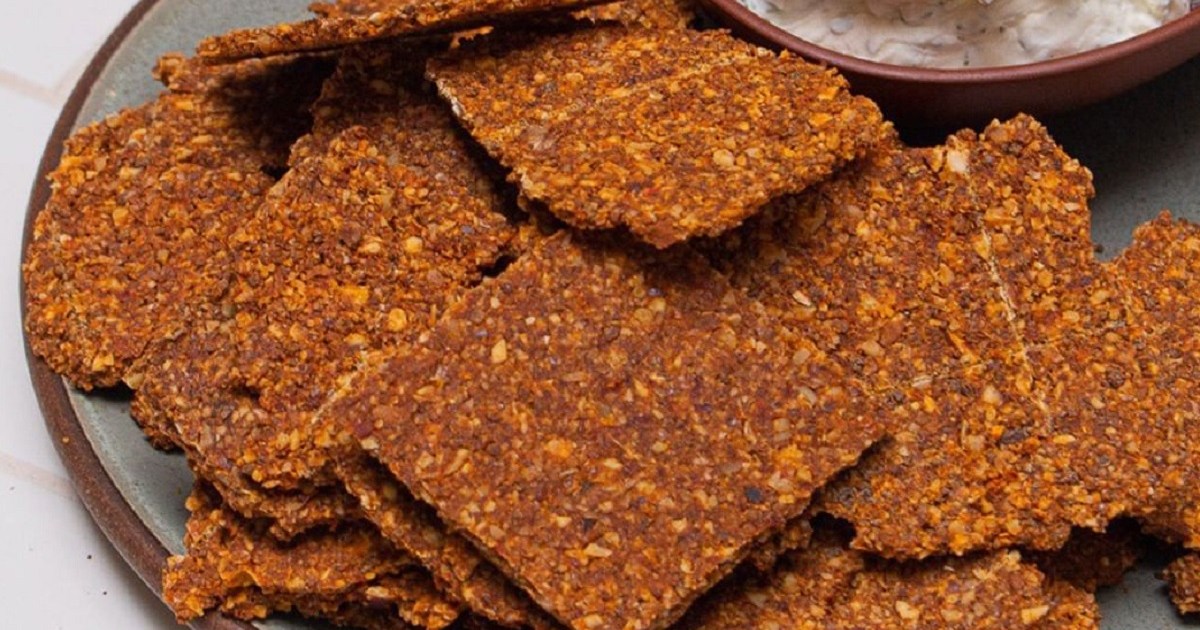Raw crackers de tomates secos y aceitunas - Diario Río Negro