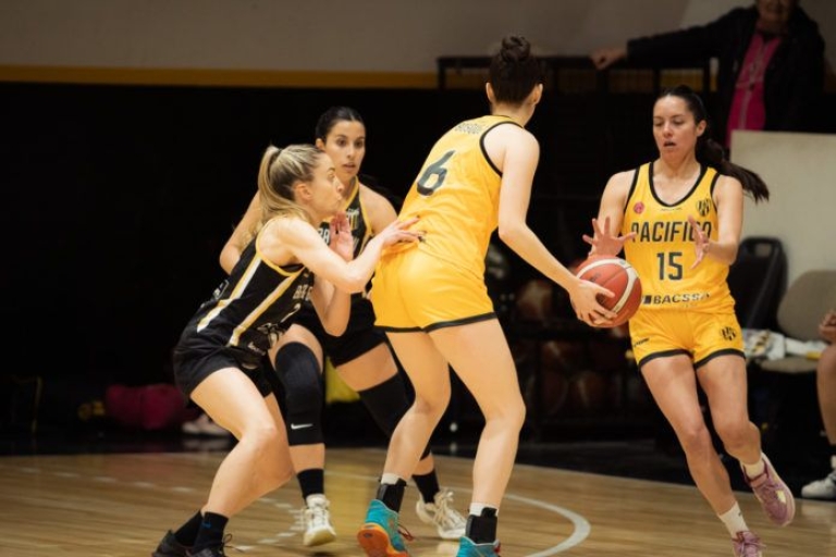 Guada Soto analizó el debut de Pacífico: «Estamos para ganarle a cualquiera» - Diario Río Negro