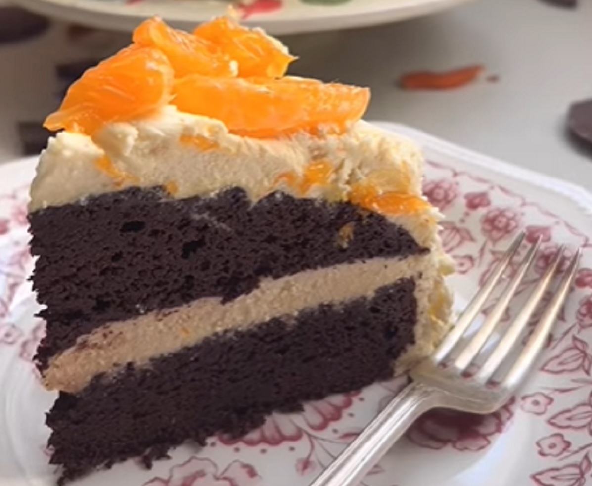 Cake de chocolate amargo con frosting de mandarina by Pedro Lambertini ...