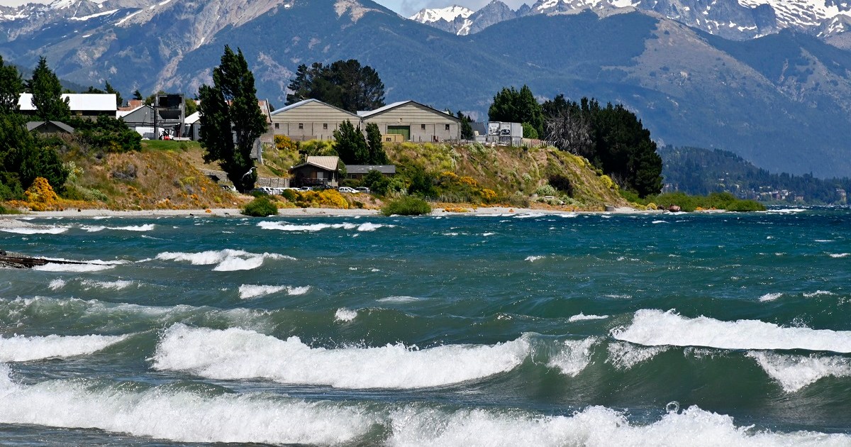 Un estudio revela cómo es la calidad del lago Nahuel Huapi - Diario Río ...