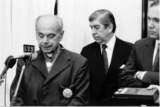 El día que De Nevares ganó una medalla pero perdió un bolsillo - Diario ...