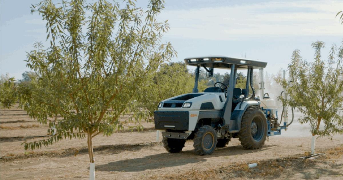 Lanzaron el primer tractor eléctrico del mundo con conducción opcional ...