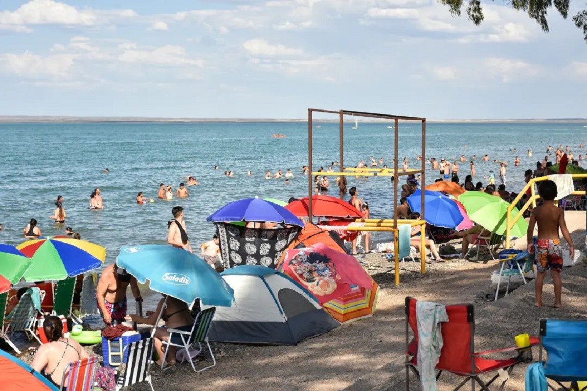 Récord de turistas en el Lago Pellegrini este fin de semana - Diario ...