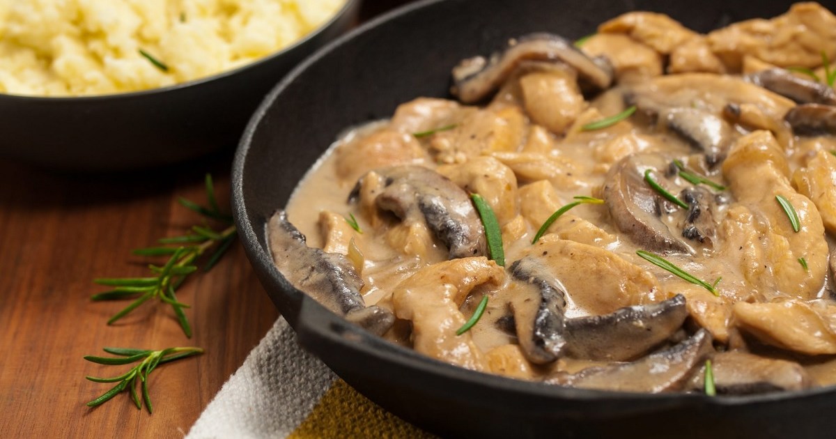 Un pollo al champiñón para chuparse los dedos - Diario Río Negro