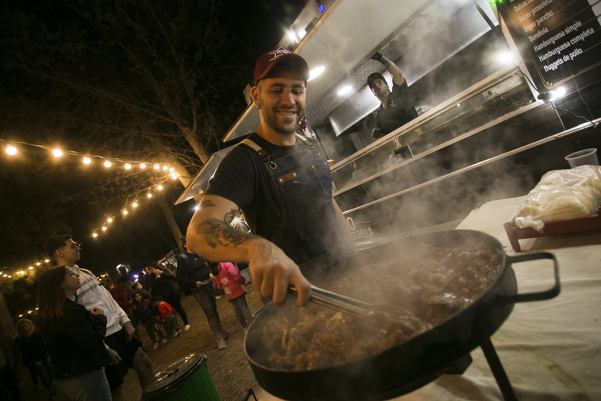 Las imágenes del segundo día de la Fiesta Nacional del Río en Viedma ...