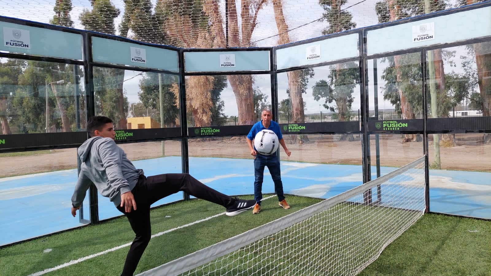 How and when to play Fusion Soccer at the Ciudad Deportiva de Neuquén ...