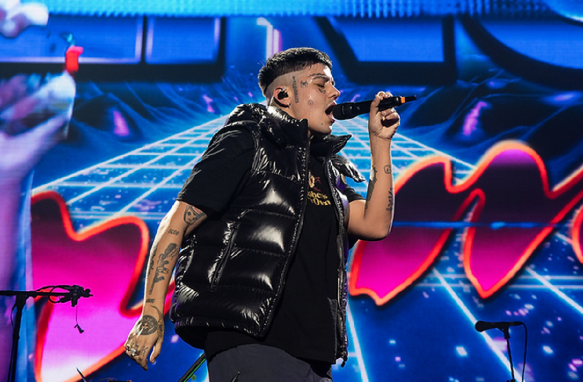 El gesto de Duki con una fan a la que le robaron en pleno show: «Reina ...