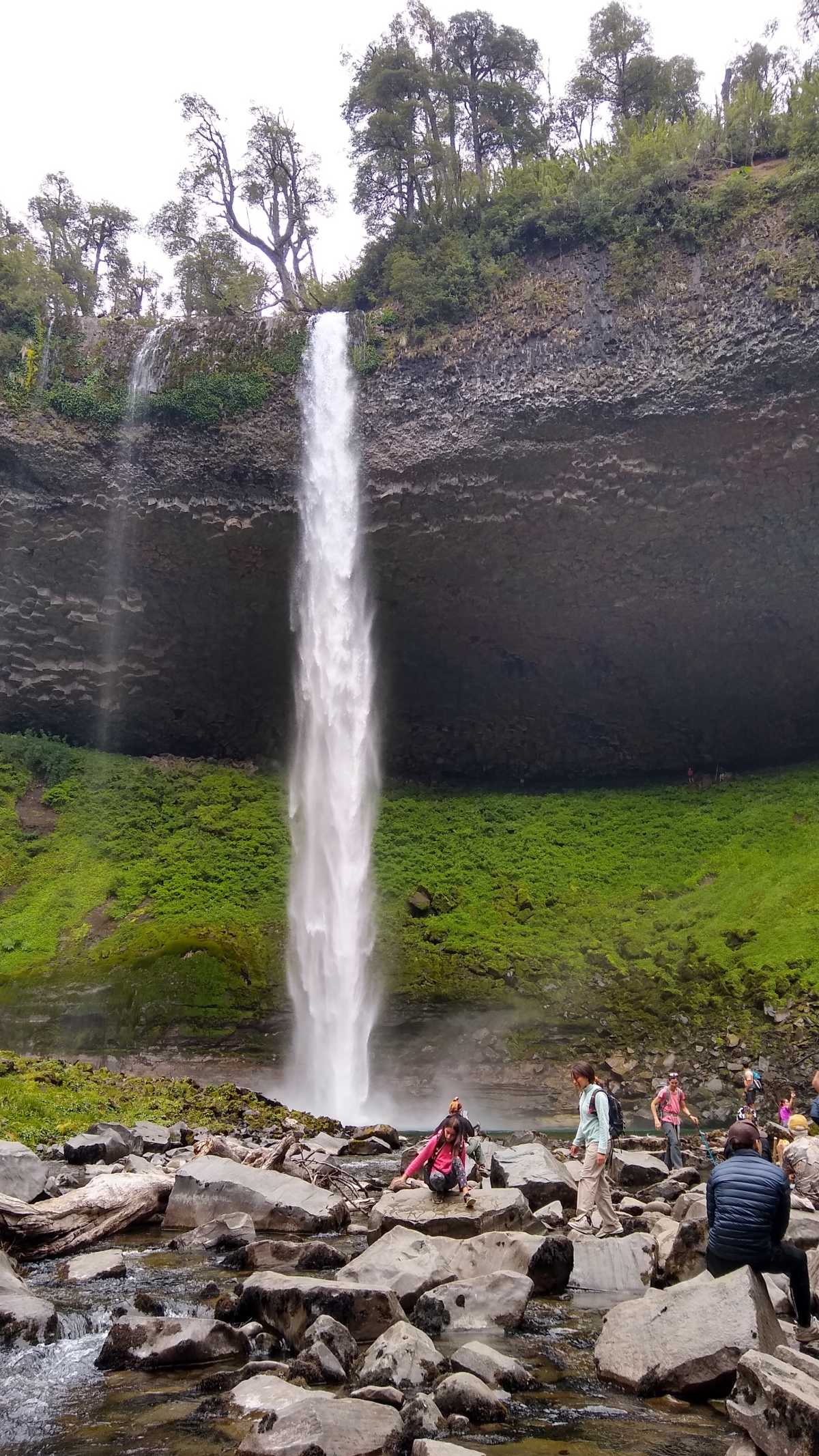Semana Santa en la cordillera: dos cascadas para descubrir en la ...