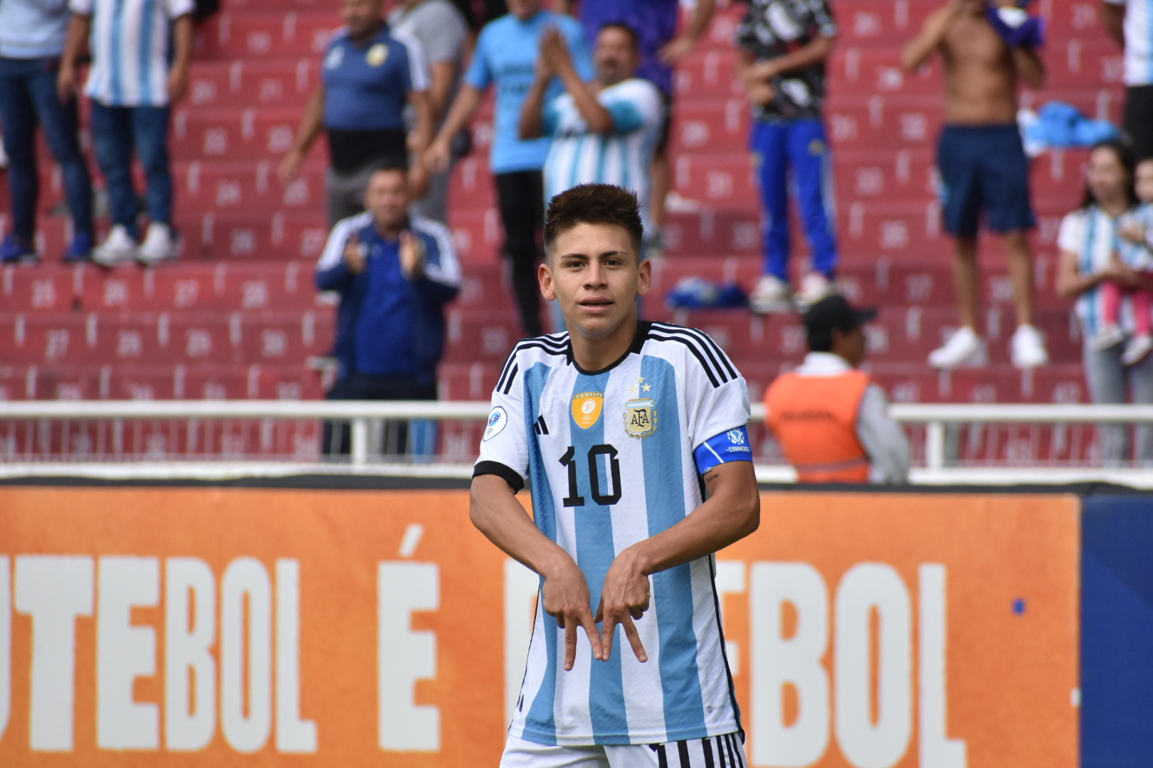 River buscará «blindar» a Ian Subiabre, la joya patagónica que la rompe ...