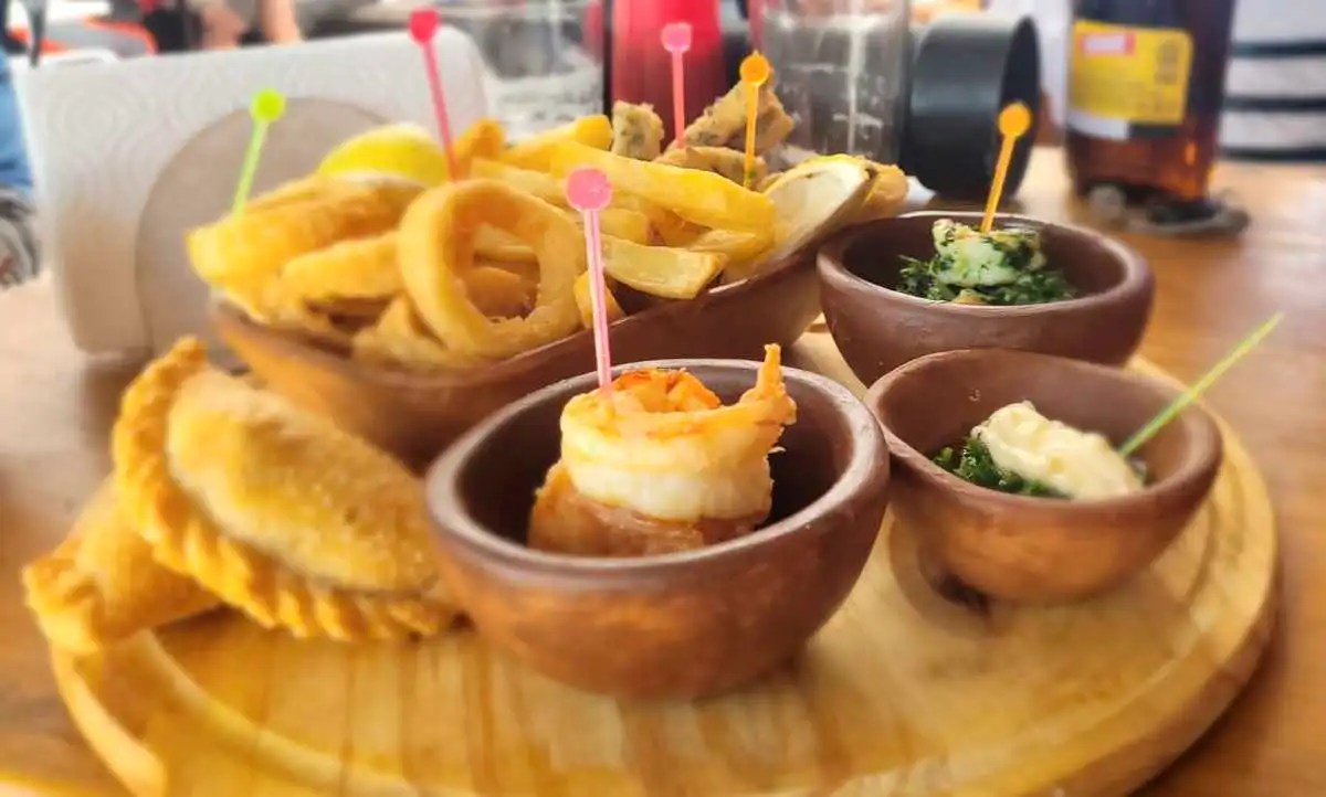 ¿Cuánto sale comer en Las Grutas?: “Son los precios que más fluctuarán ...